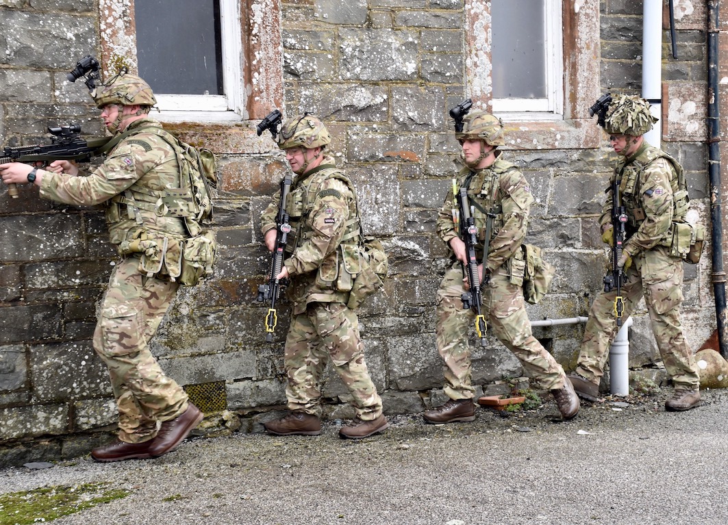 RAF Regiment Reserves in action - Highland Reserve Forces & Cadets ...