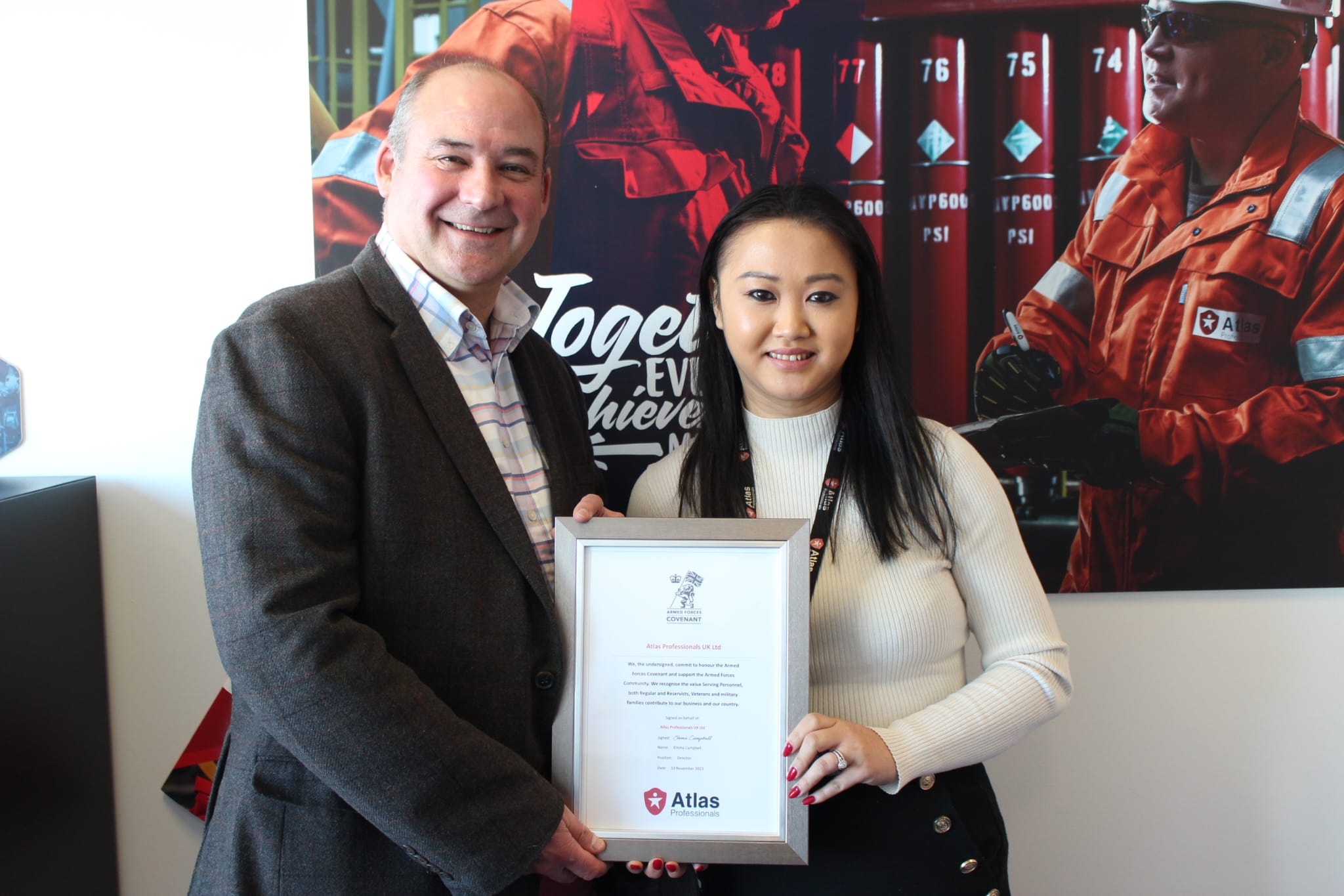 Global firm receives Armed Forces Covenant - Highland Reserve Forces ...